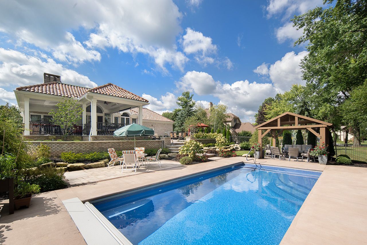 Why Homeowners Choose a Pool Company in North Ridgeville & Avon Lake, OH